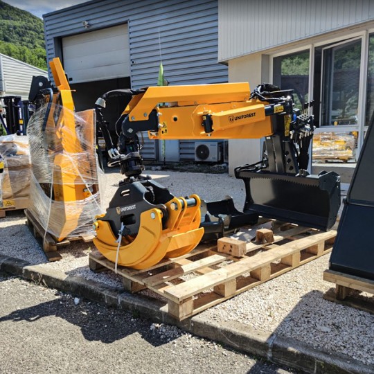 Grappin forestier sur chargeur frontal ou 3-points - SCORPION PREMIUM